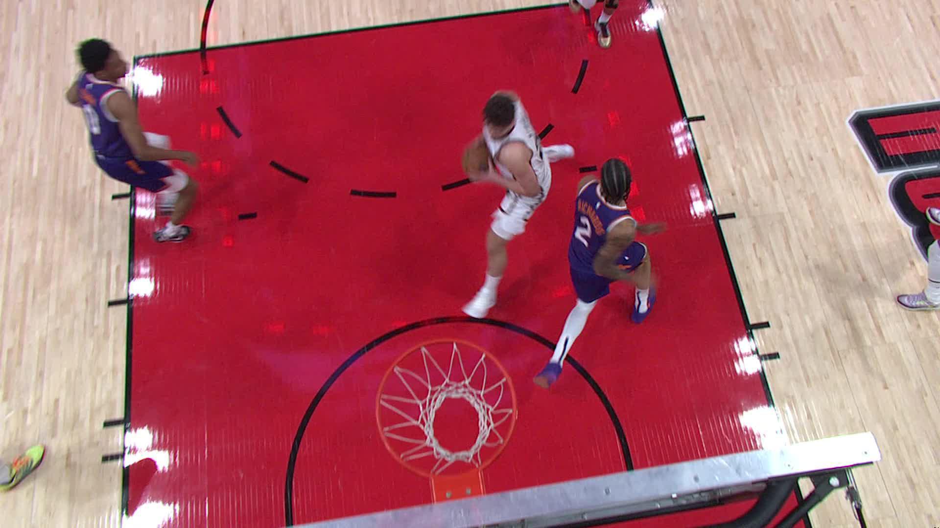 Caitlin Clark, Angel Reese Top WNBA 1st Half Merchandise Sales; 500% ...